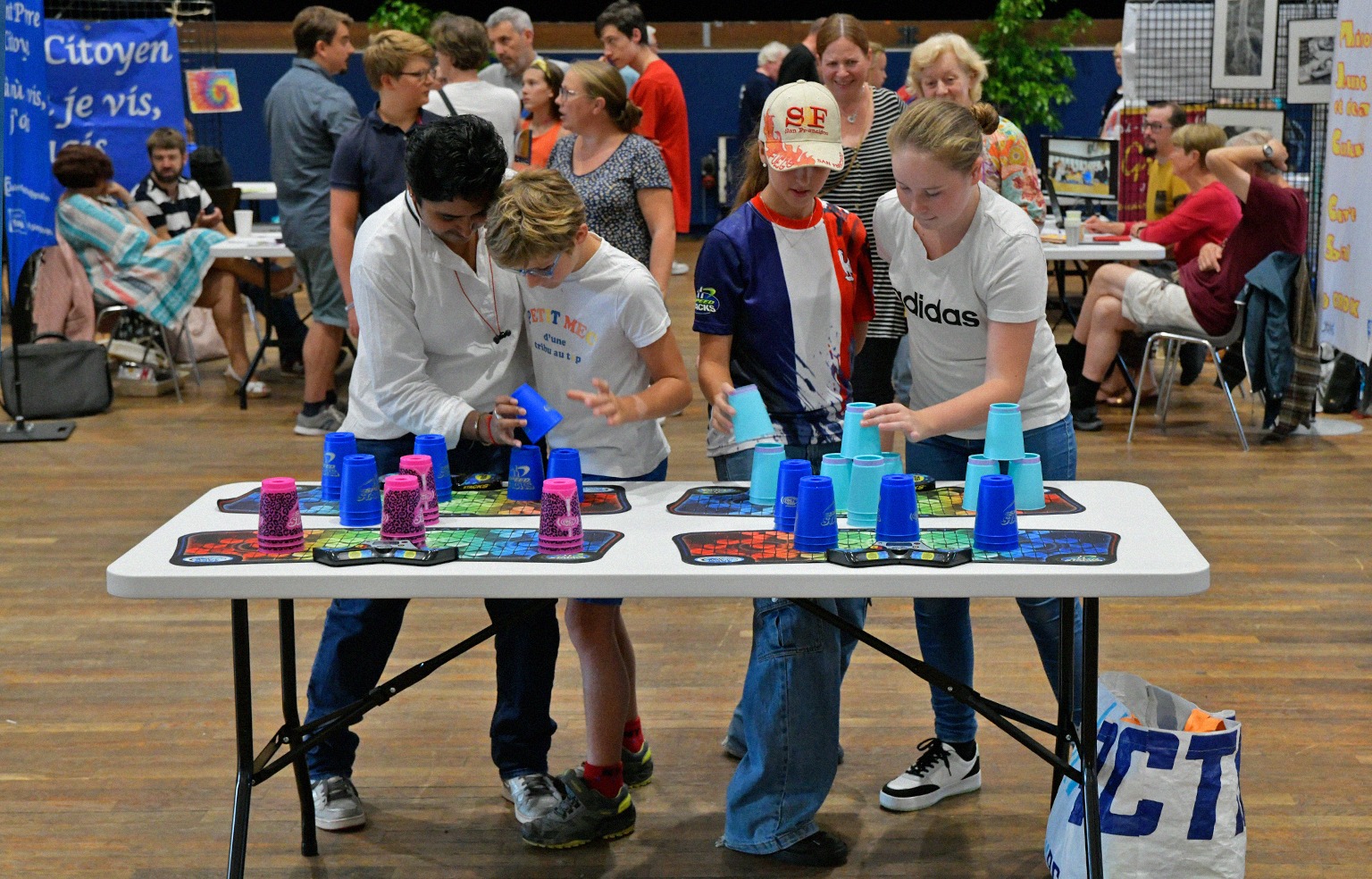 Ville de Croix Compétition nationale du Cup Stacking - Ville de Croix